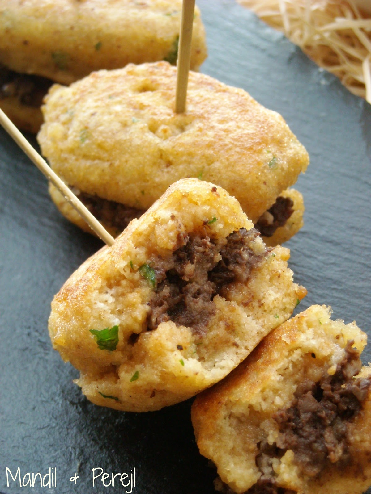 Mandil & Perejil: TAPA DE RELLENO CON MORCILLA DE FUENTE ANDRINO