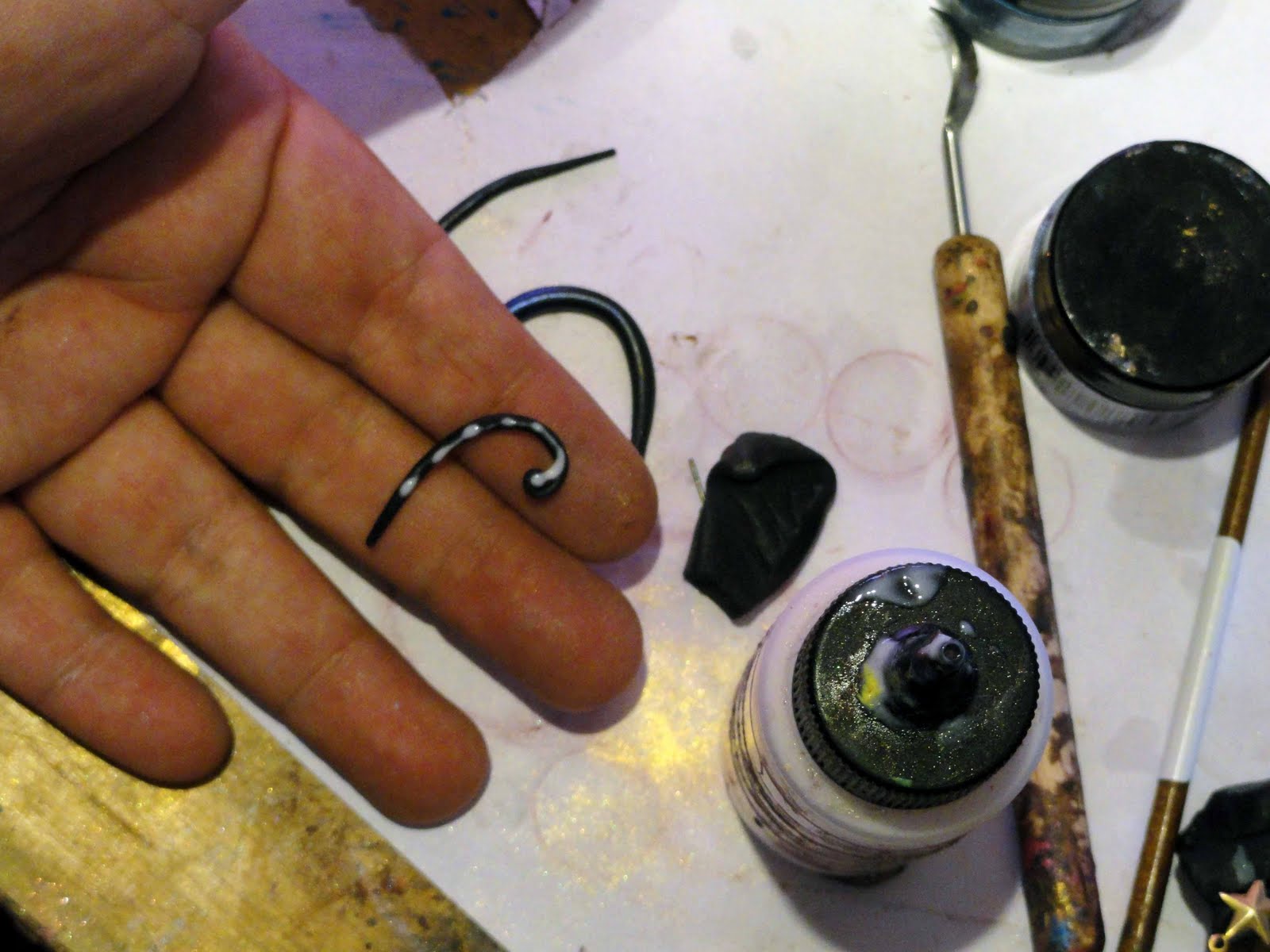 Glory Hound designs: Faux Enamel Tutorial One Polymer Clay