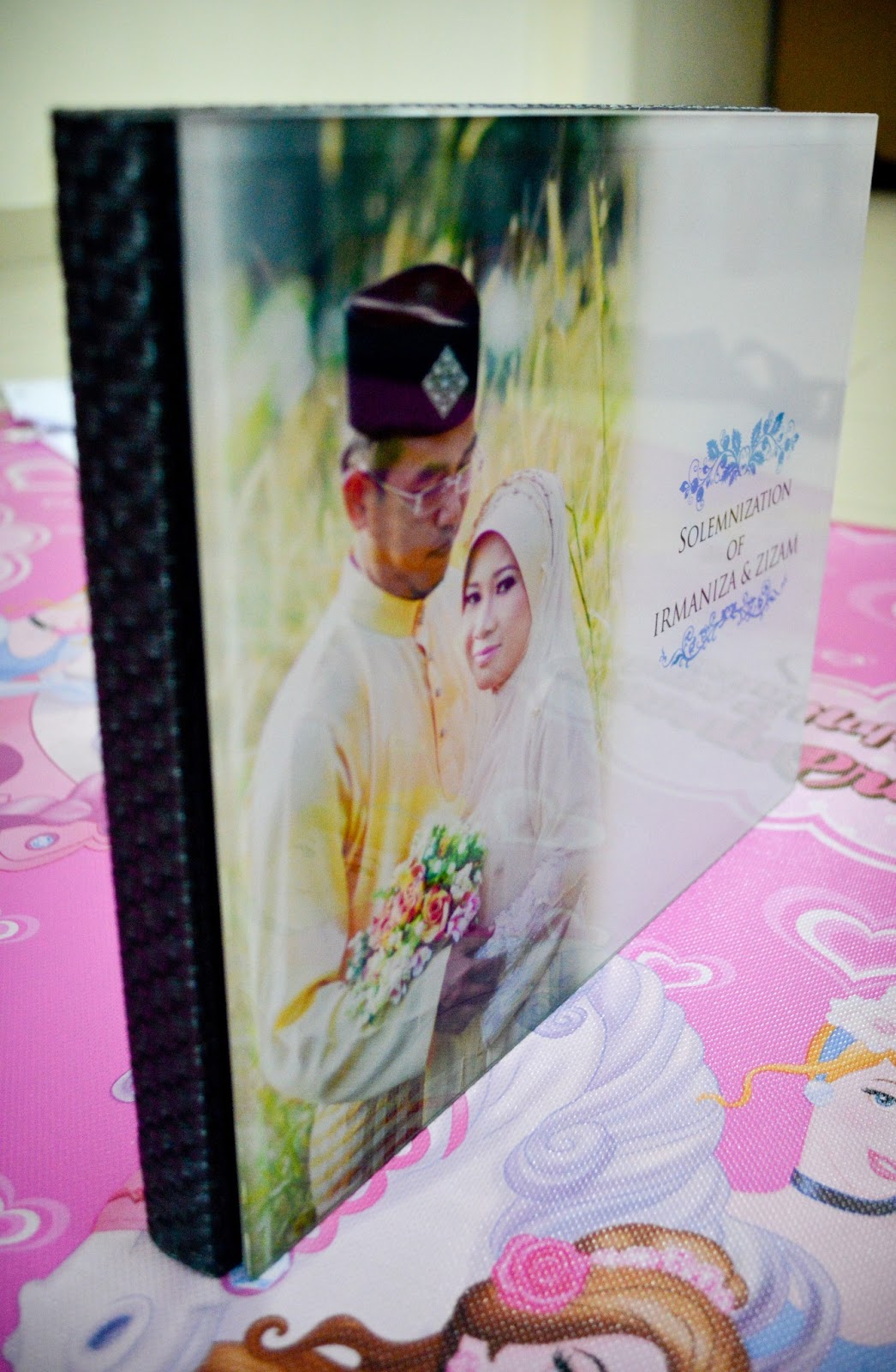 LENSA UNIK PHOTOGRAPHY (JURUGAMBAR PERKAHWINAN): CONTOH ALBUM YANG ...