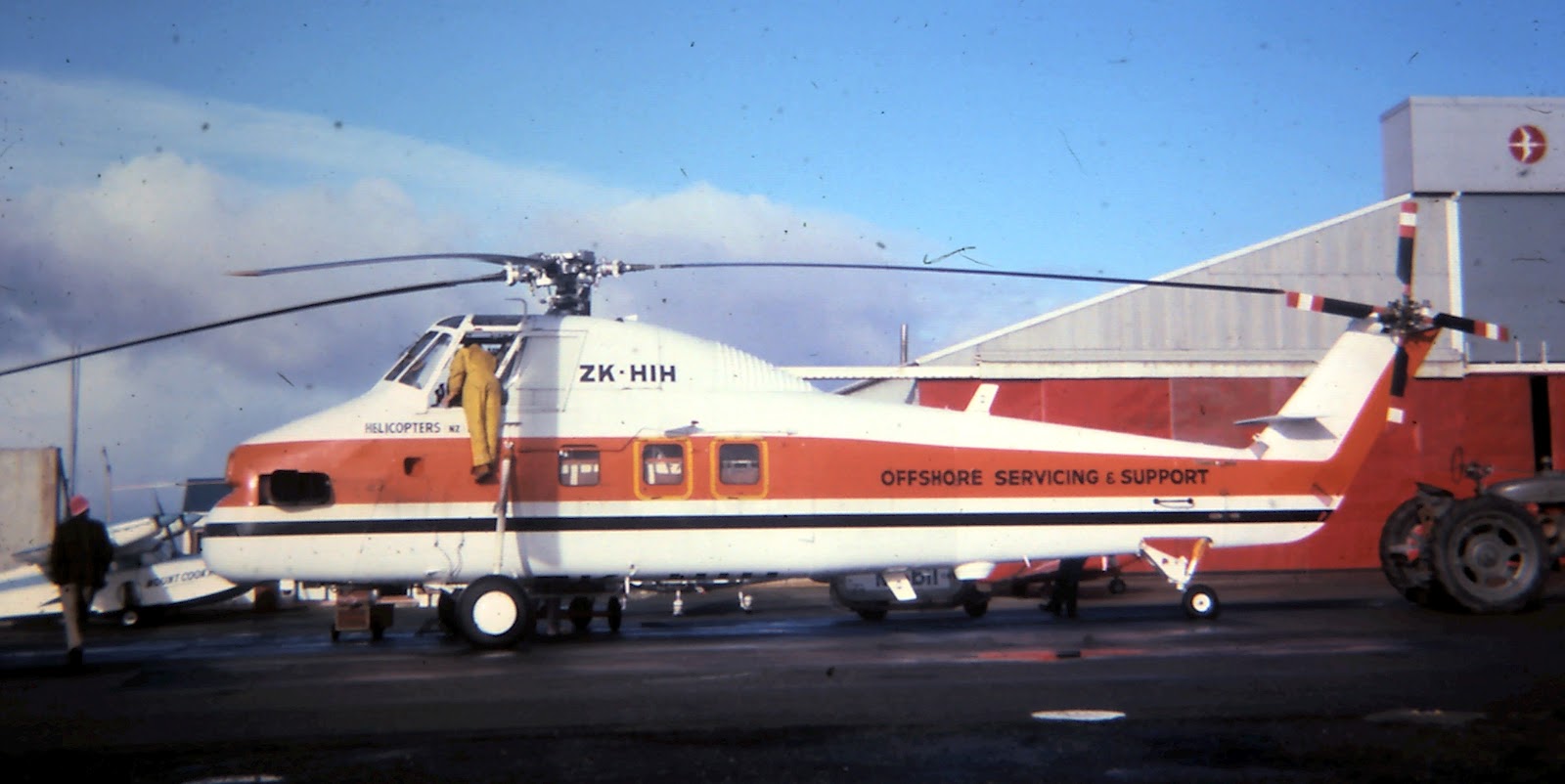 NZ Civil Aircraft: Sikorsky S-58ET ZK-HIH.
