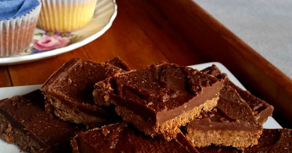 PaisleyJade: Chocolate Crunch