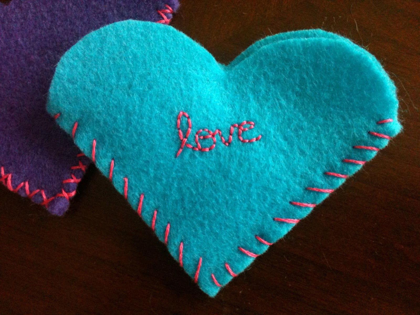 Holly Goes Lightly: DIY Felt Heart Bookmark