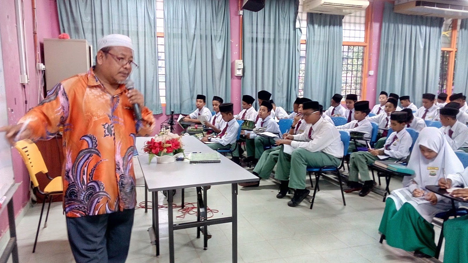SEKOLAH MENENGAH AGAMA ROMPIN PAHANG: PROGRAM KHAS PENGUKUHAN BAHASA ...