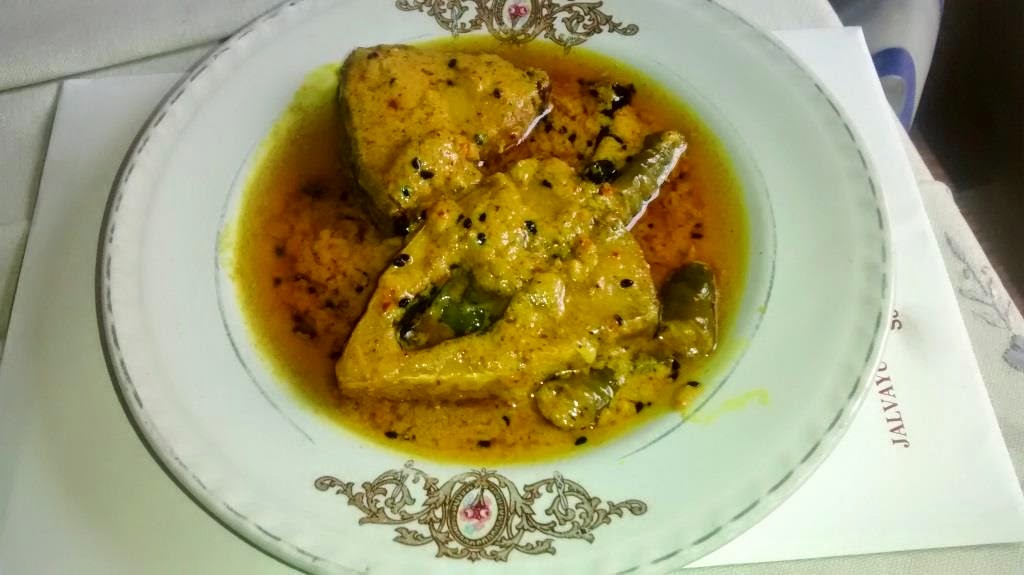 COOKING AND RECIPES: SEI ILISH MACHHER JHAL WITH GINGER (That lish fish ...