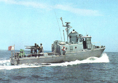 Trent C Henry paper craft: Design of a swift boat-- PCF MK2