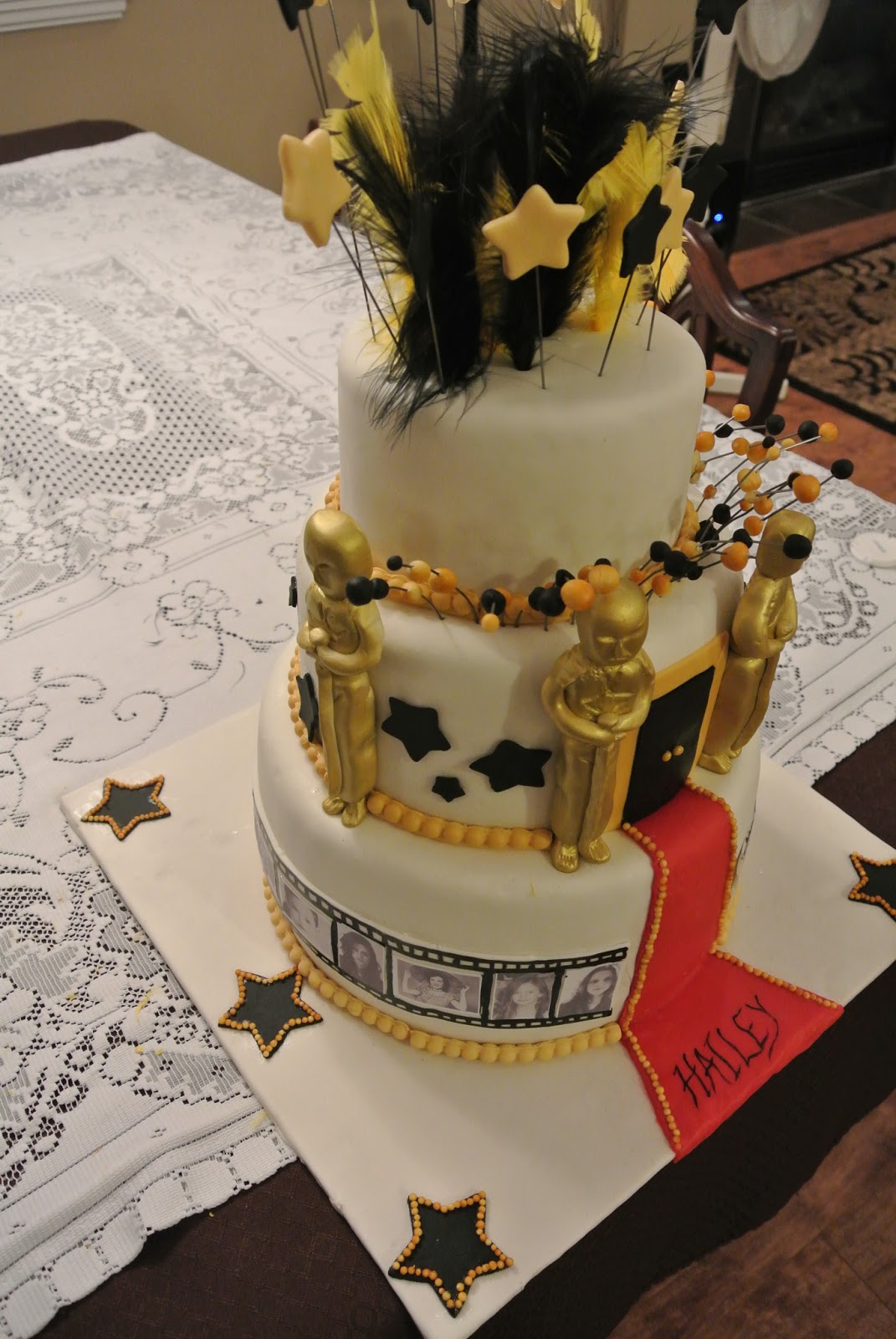 Larry the Cake Guy: Oscar Themed Birthday Cake