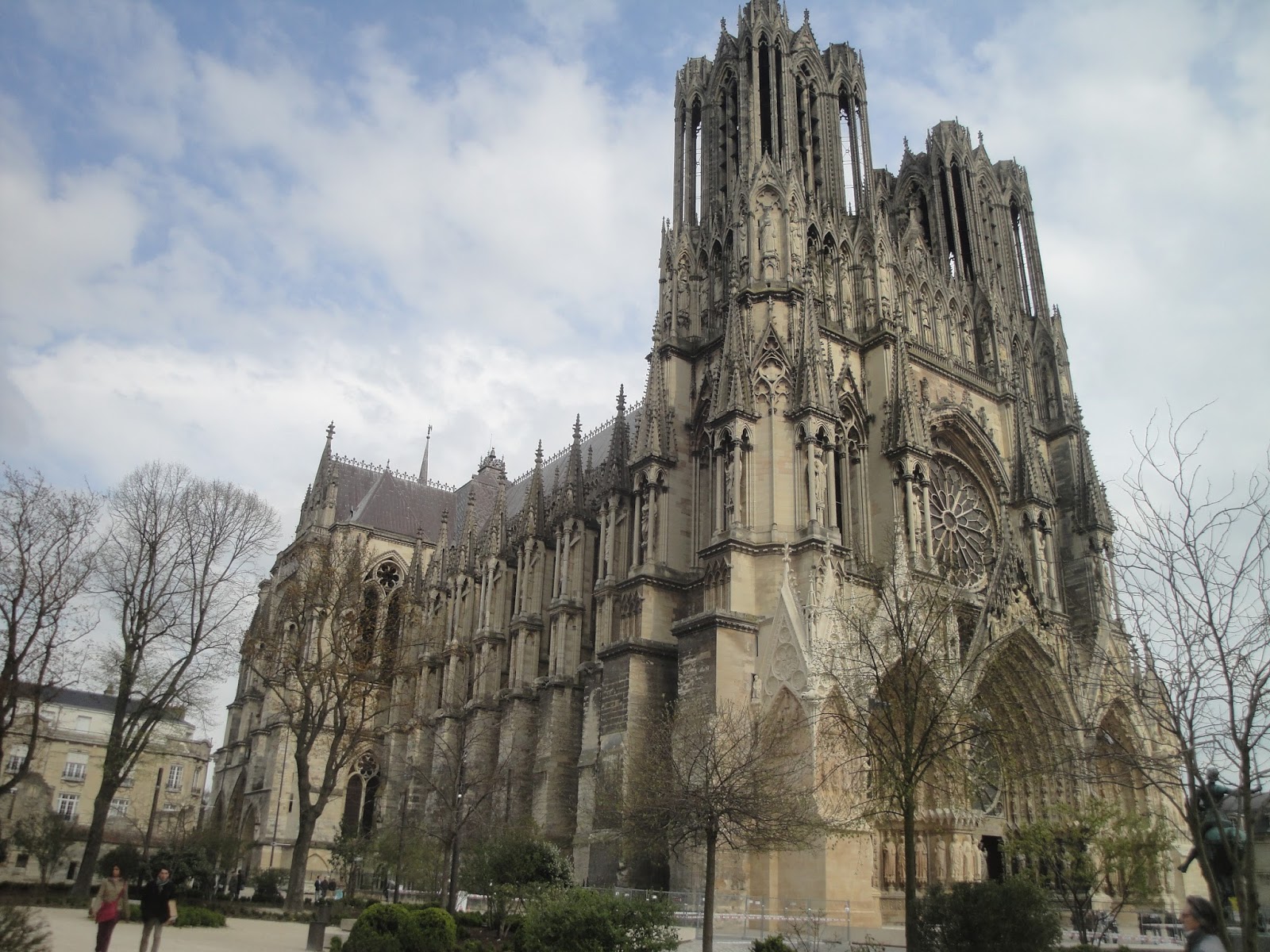 UN RATO DE ARTE : Notre Dame de Reims