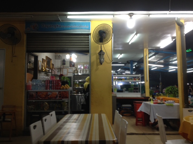 Foodaholic Tawau: Anjung Senja Waterfront 2.0 (KK FoodieVenture #91)