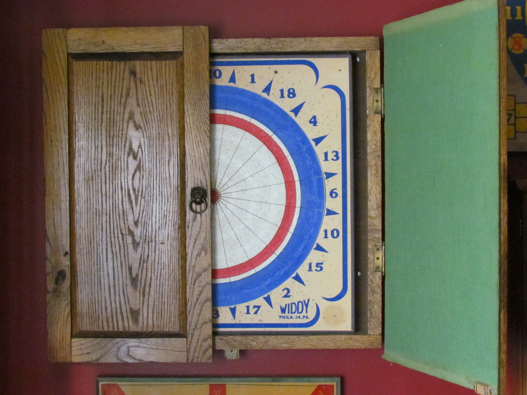 Widdy Dart Board Cabinet