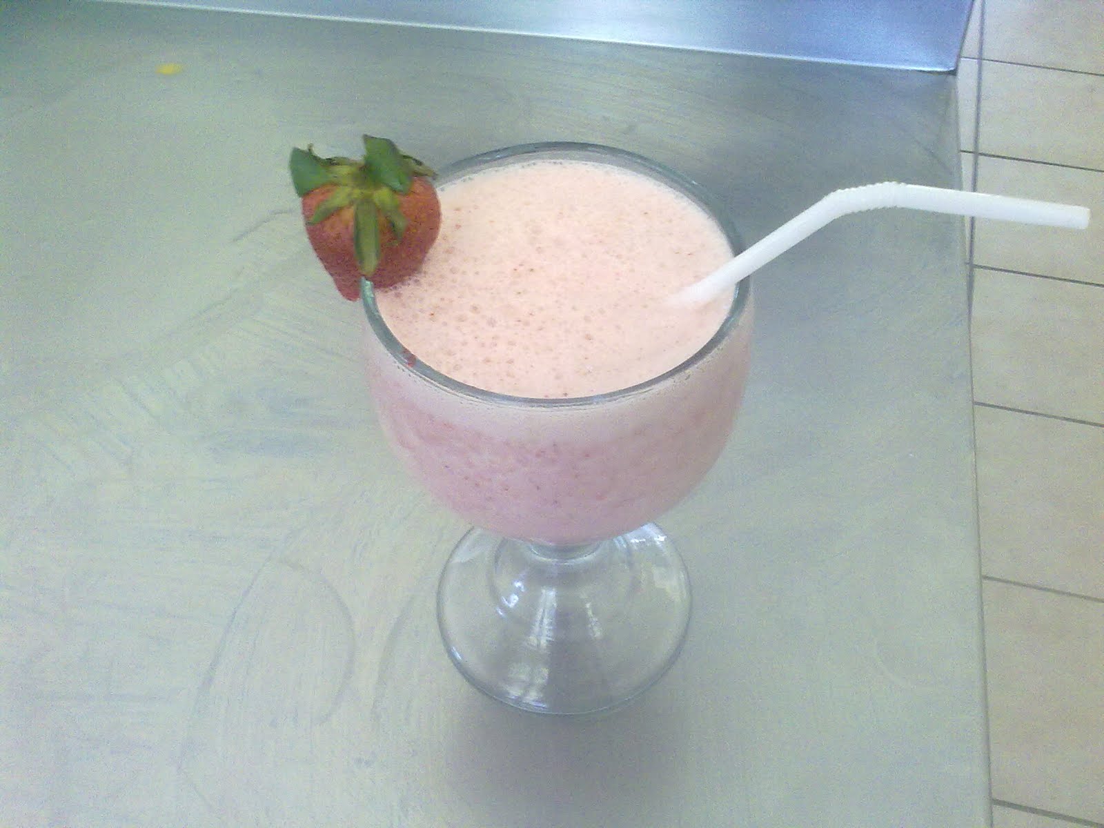 preparar bebidas: fotos de fresada