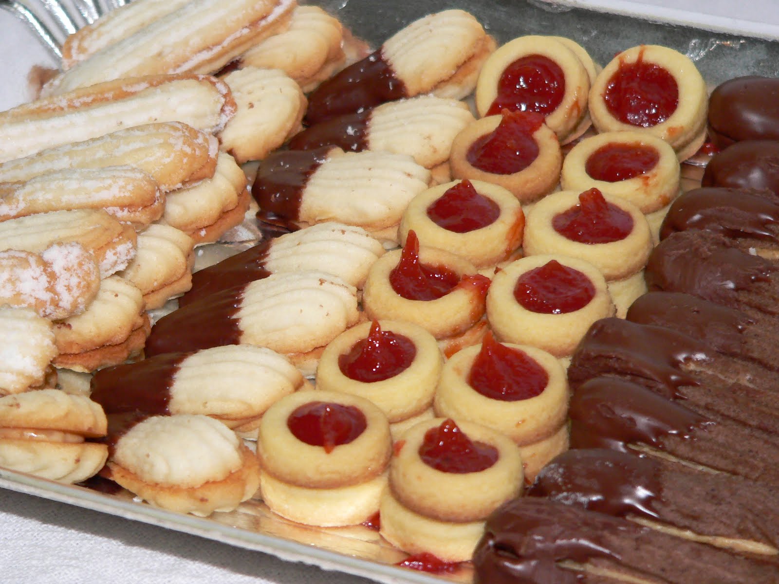 Padaria conquista : doces bons!