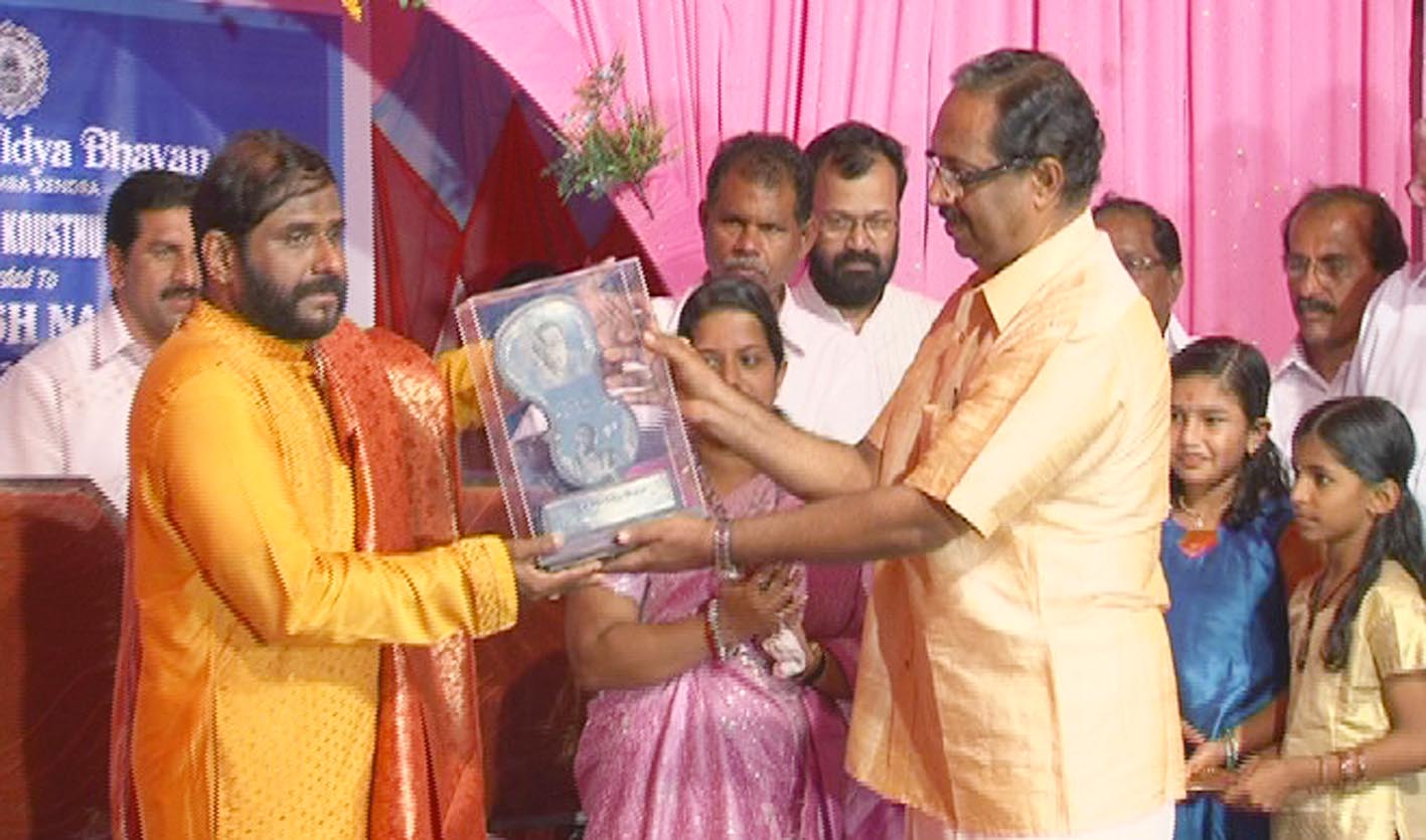 Apoornam Ee Yaatra: "BHIMSENJOSHI SANGEETHAKOUSTHUBHAM" presented to ...