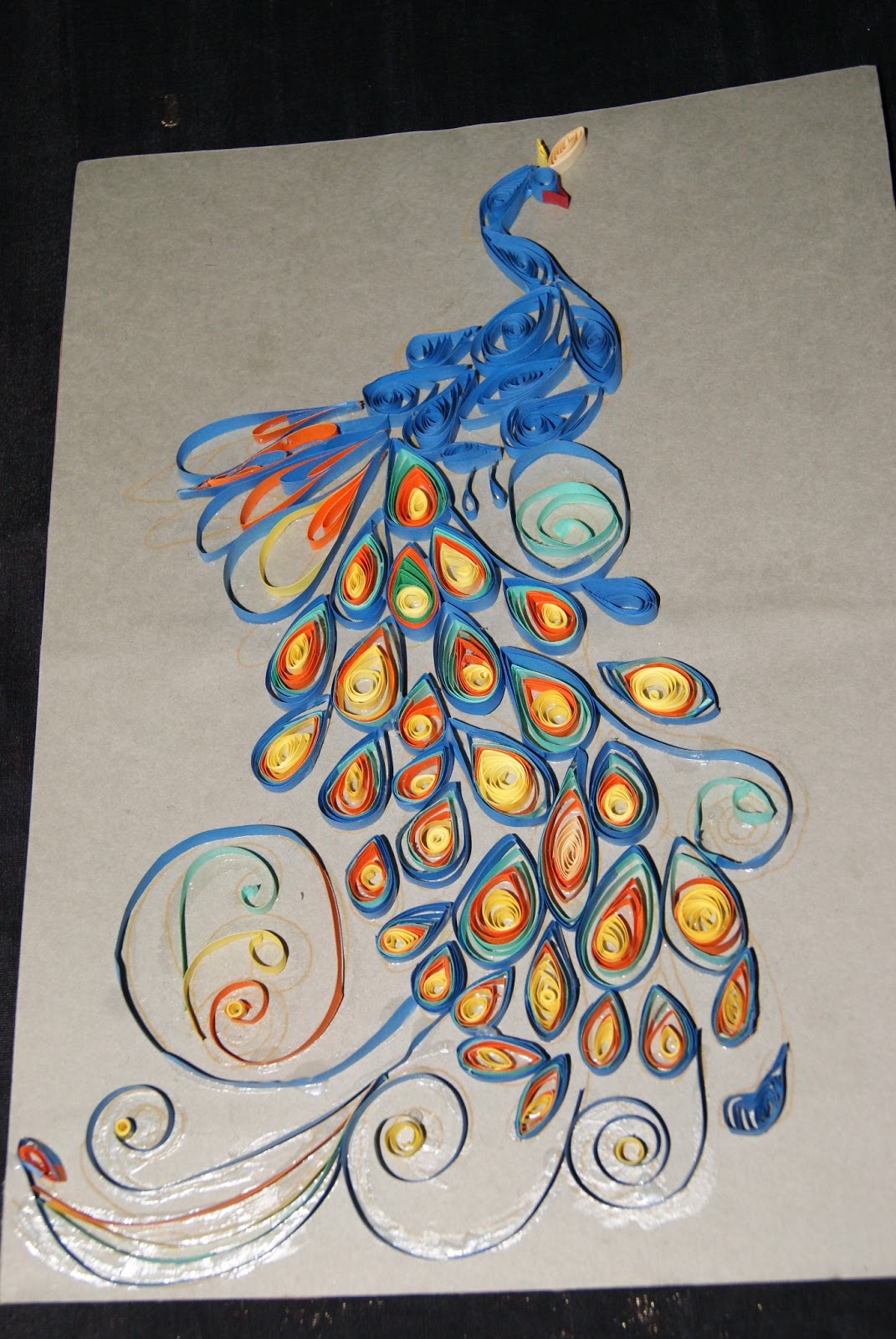 HAPPY PAINTINGS: CREATIVE ART OF QUILLING