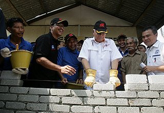 .: susun batu bata cara 1 malaysia