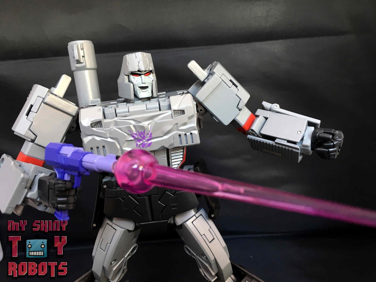 My Shiny Toy Robots: Toybox REVIEW: Transformers Masterpiece MP-36 Megatron