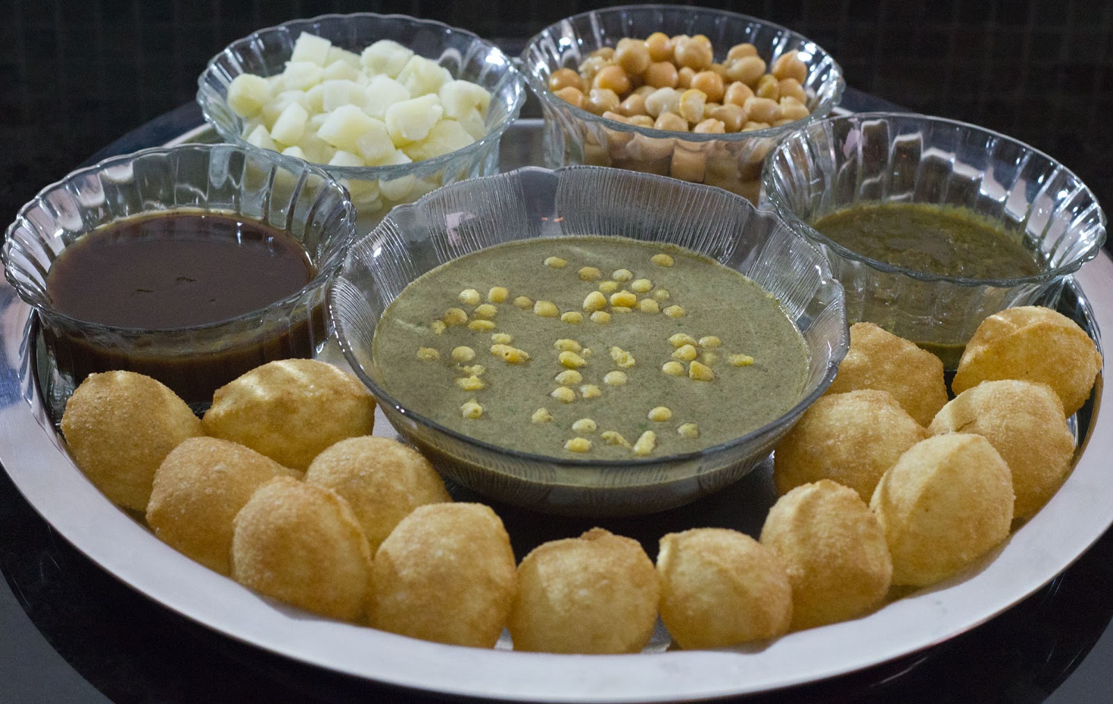 fabulous fridays: Paani Poori Or Gol Gappe