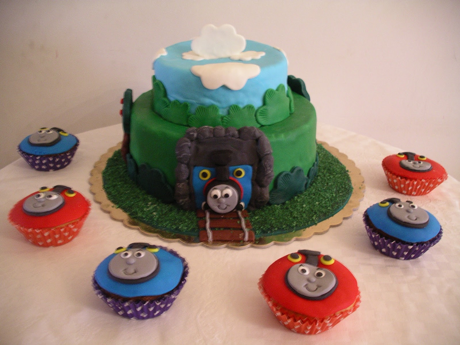 Lunatic Cakes: Comboio Thomas