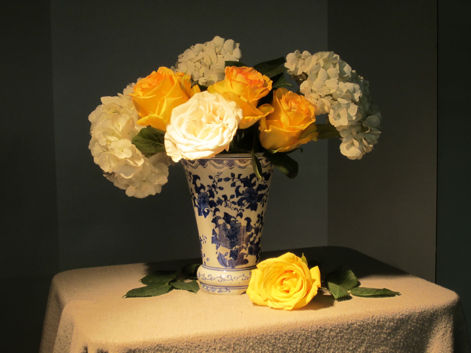 Pat Fiorello - Art Elevates Life: Painting Flowers Alla Prima Workshop