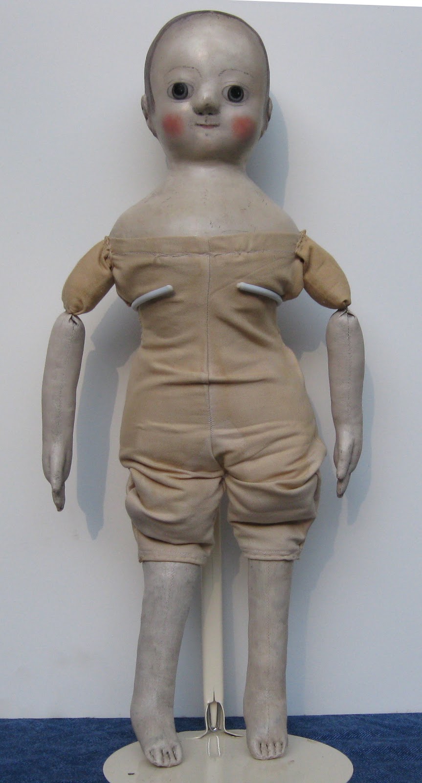 Martha's Dolls: Doll without clothes