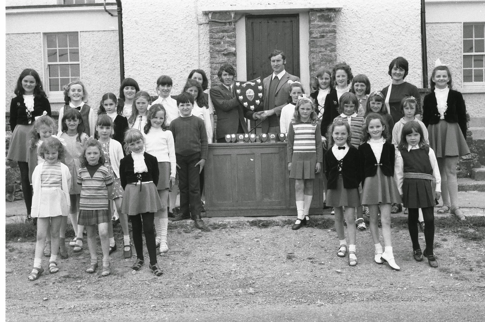 Listowel Connection: Fr. Tom O'Donnell, tying the knot and some old photos