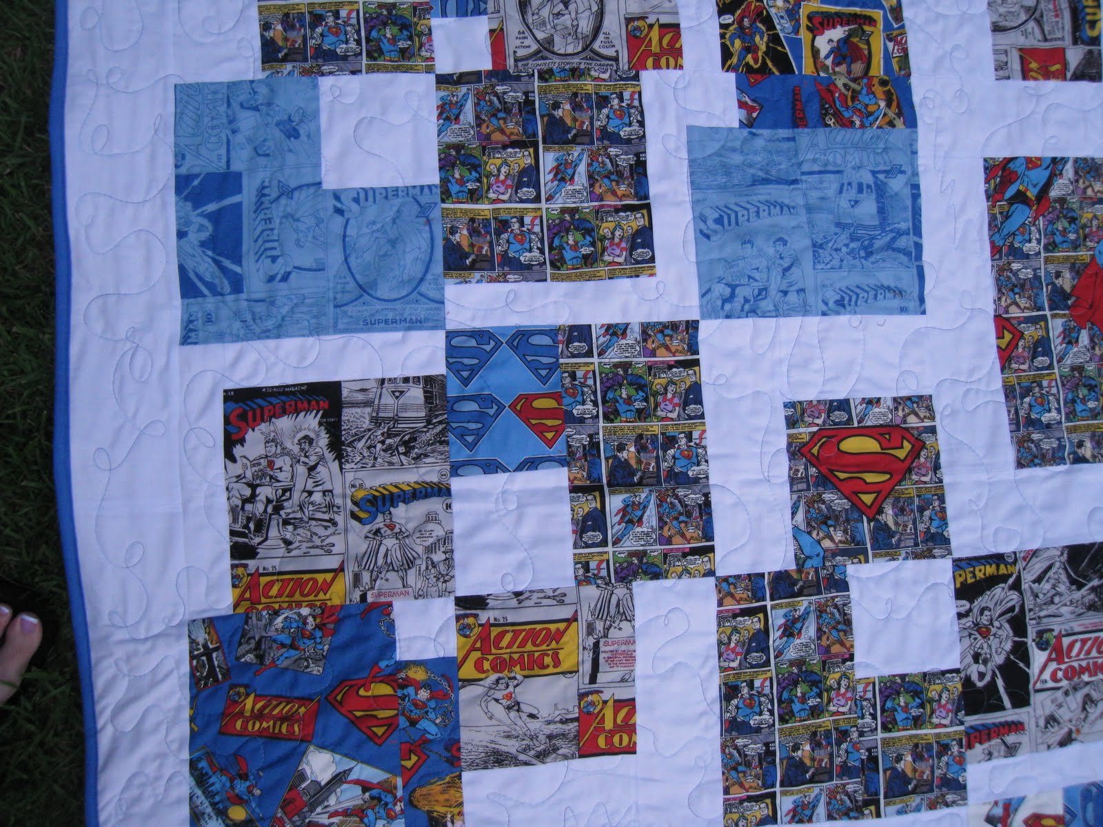 LiveLoveQuilt: Batman or Superman?