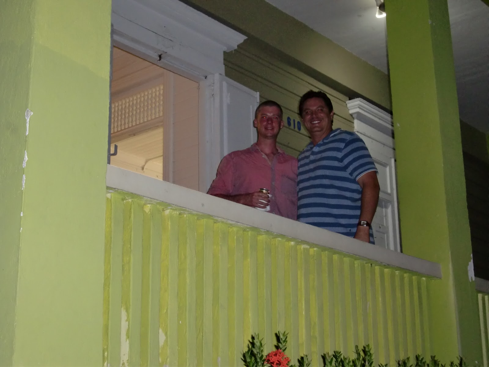 Trailer Park Proyects: Tim Bergstrom's Imperfect Pearl Exhibition ...