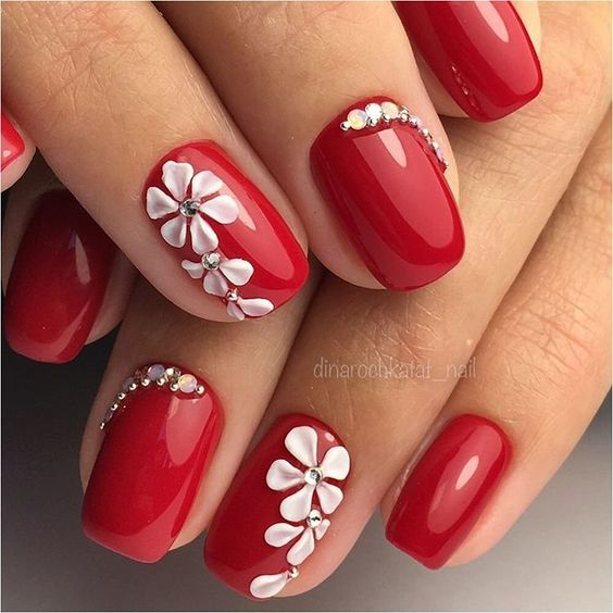 13 Hermosas manicuras con esmalte rojo ~ Manoslindas.com