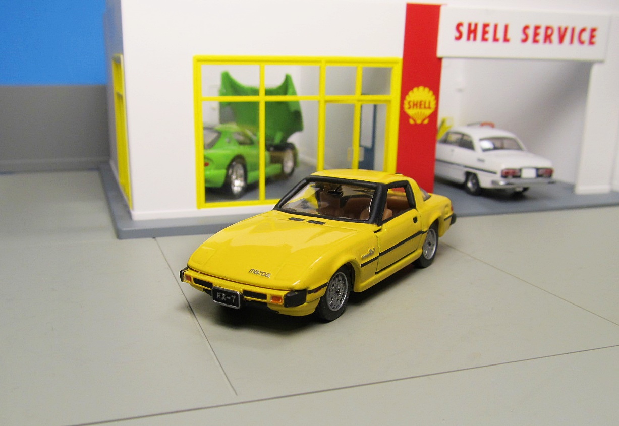 tomica limited rx-7 sa22c mazda