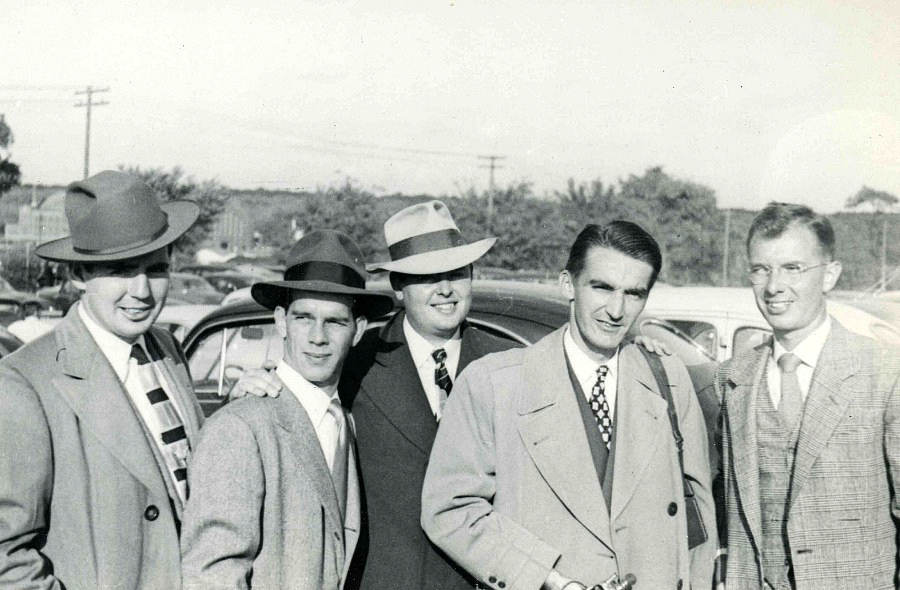 39 Interesting Vintage Snapshots Show What Men Wore in the 1920s ...