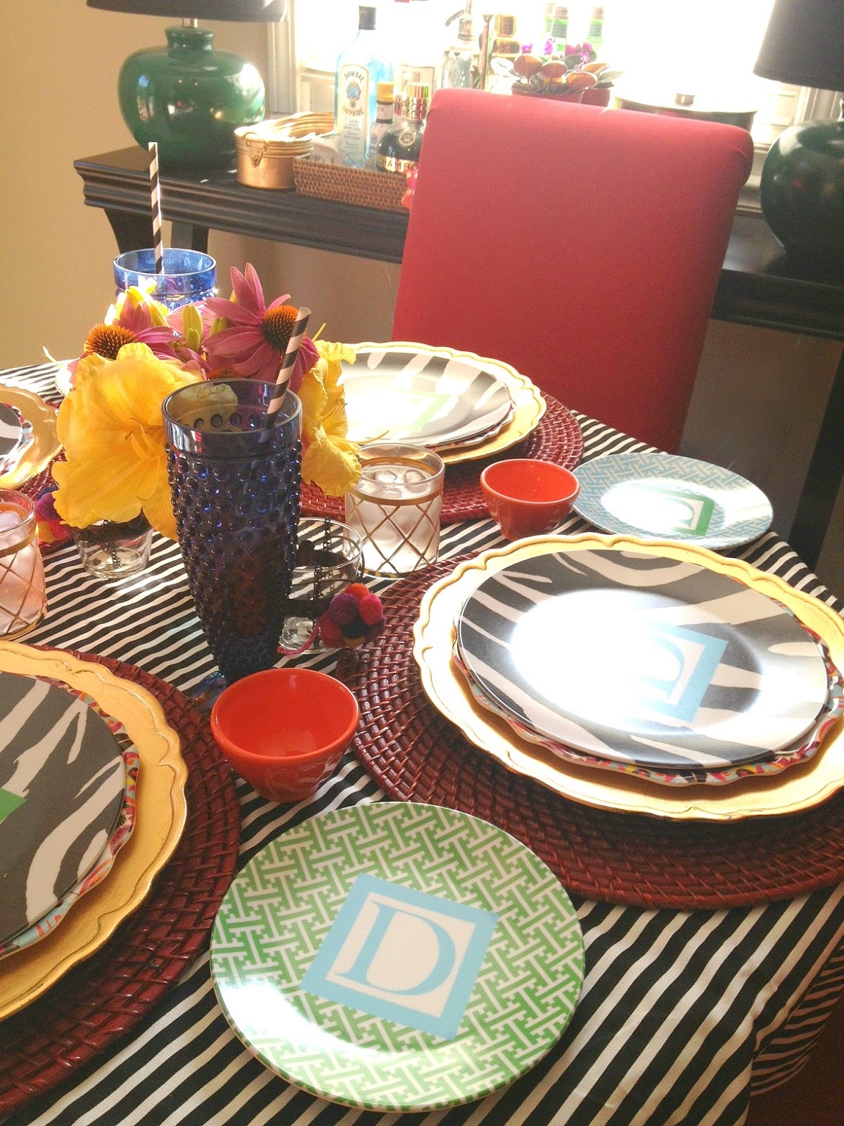 sadie + stella: La Plates Giveaway!