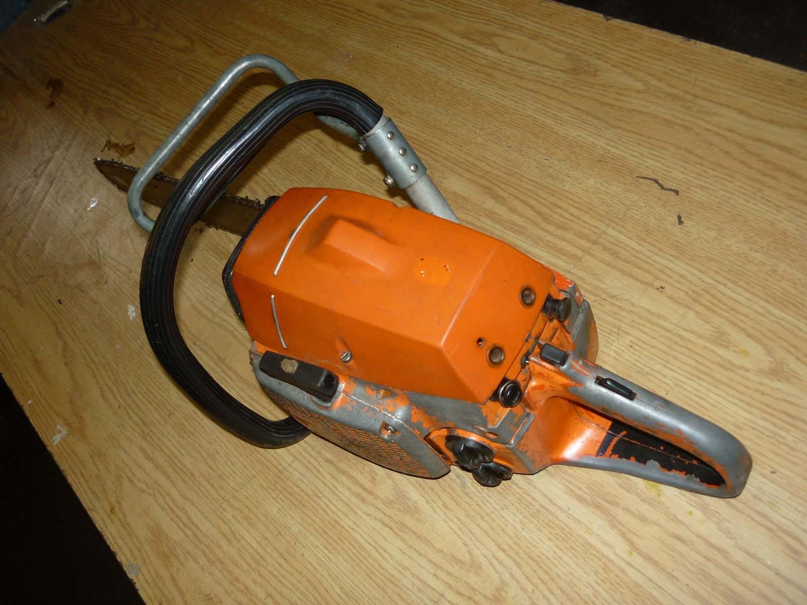 VINTAGE CHAINSAW COLLECTION