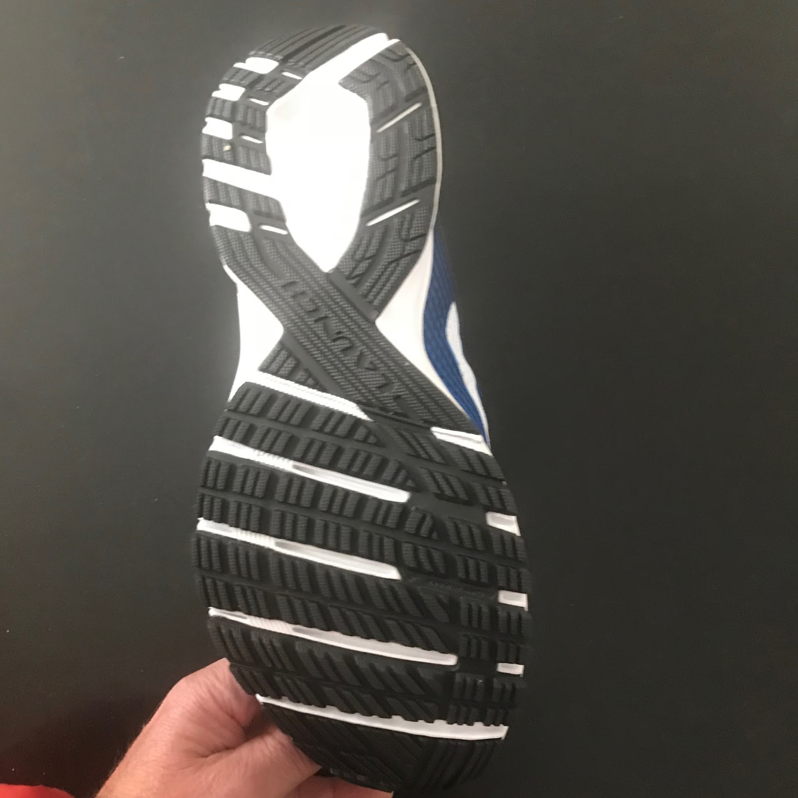 Road Trail Run: Brooks Running Launch 5 Review: A New Upper Relaxes the ...