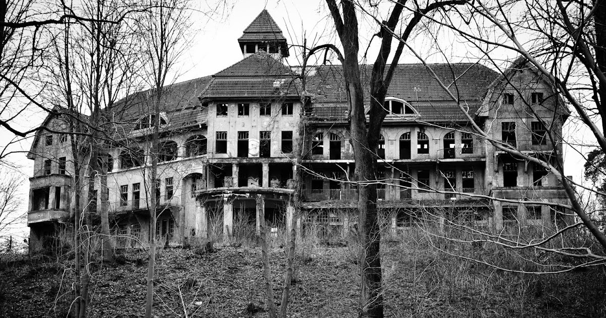 The Fortean Slip: 10 Most Haunted Buildings in the World The Fortean Slip: 10 Most Haunted Buildings in the World