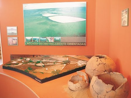 Museo Kenneth Lee Resguarda la riqueza de Moxos | Arte, Pintura ...