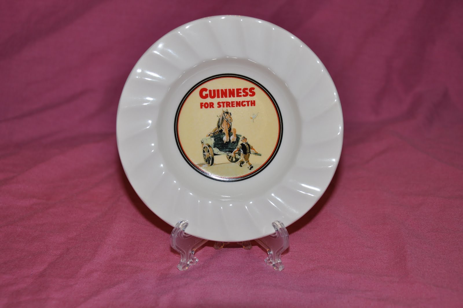 Guinness Collection: Labels, Carlton Ware, Wade, Gilroy, Doctors Books ...