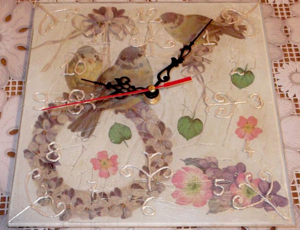 Simonel Art - produse handmade realizate cu tehnica decoupage: Ceasuri ...