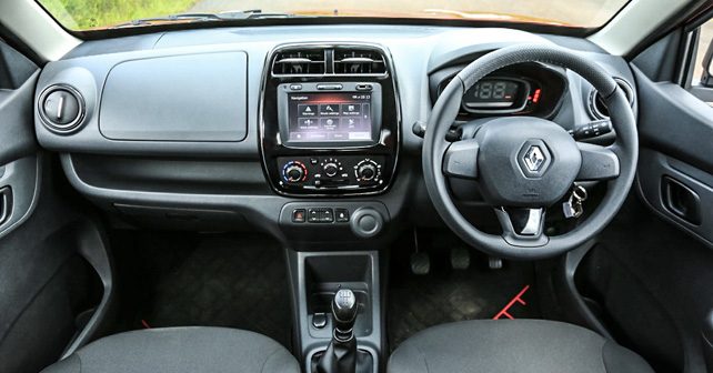 Renault Kwid Automatic Transmission Review - Paja Moto