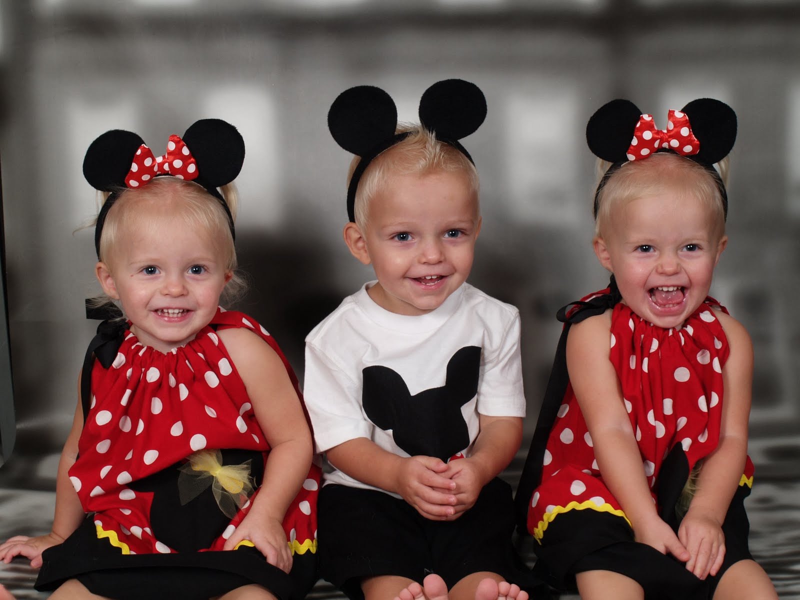 Mason + Triplets: The triplets are 2!!!