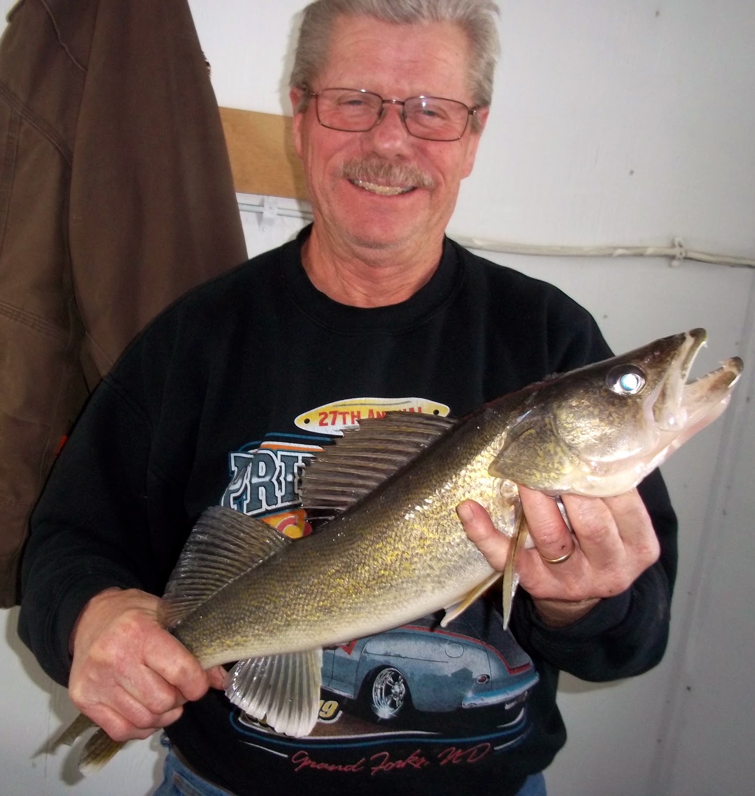 Angle Outpost Resort: Red Fox Ice Fishing Company's "Good Ol' Boys"