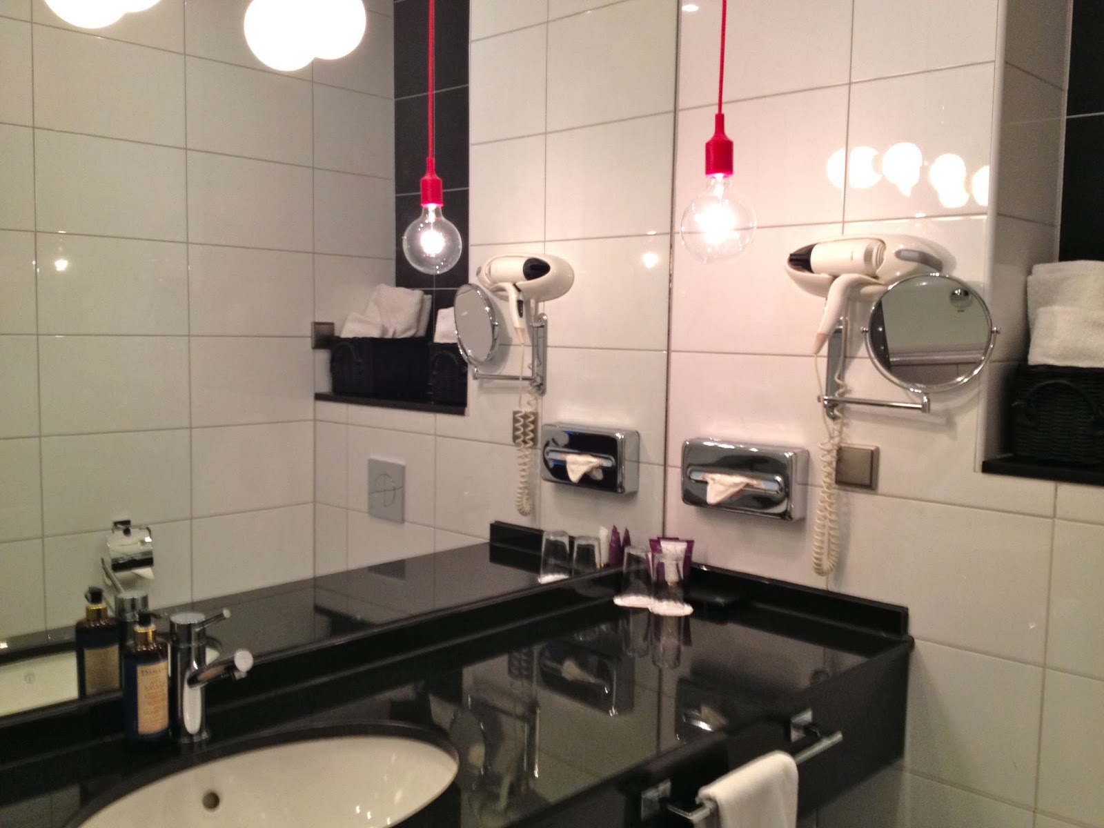 Clarion Wellington! Supert hotell i Stockholm med fika og middag ...