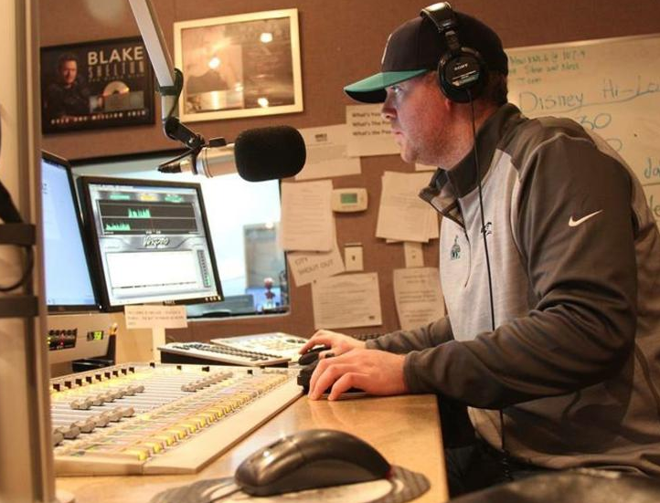 Media Confidential: Seattle Radio: David Dean Snags PM Drive At KMPS