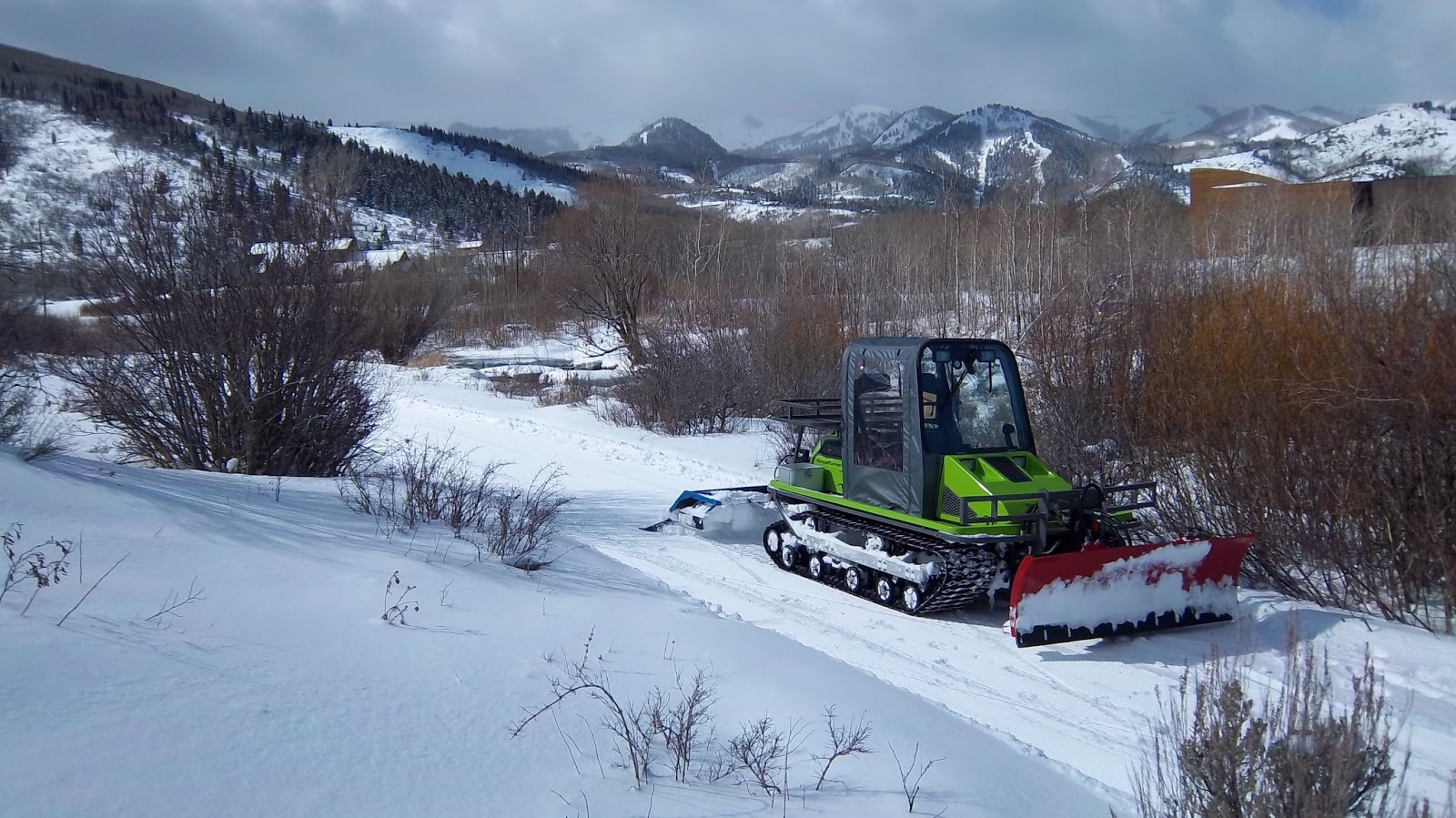 Grooming Trails with a Range Runner