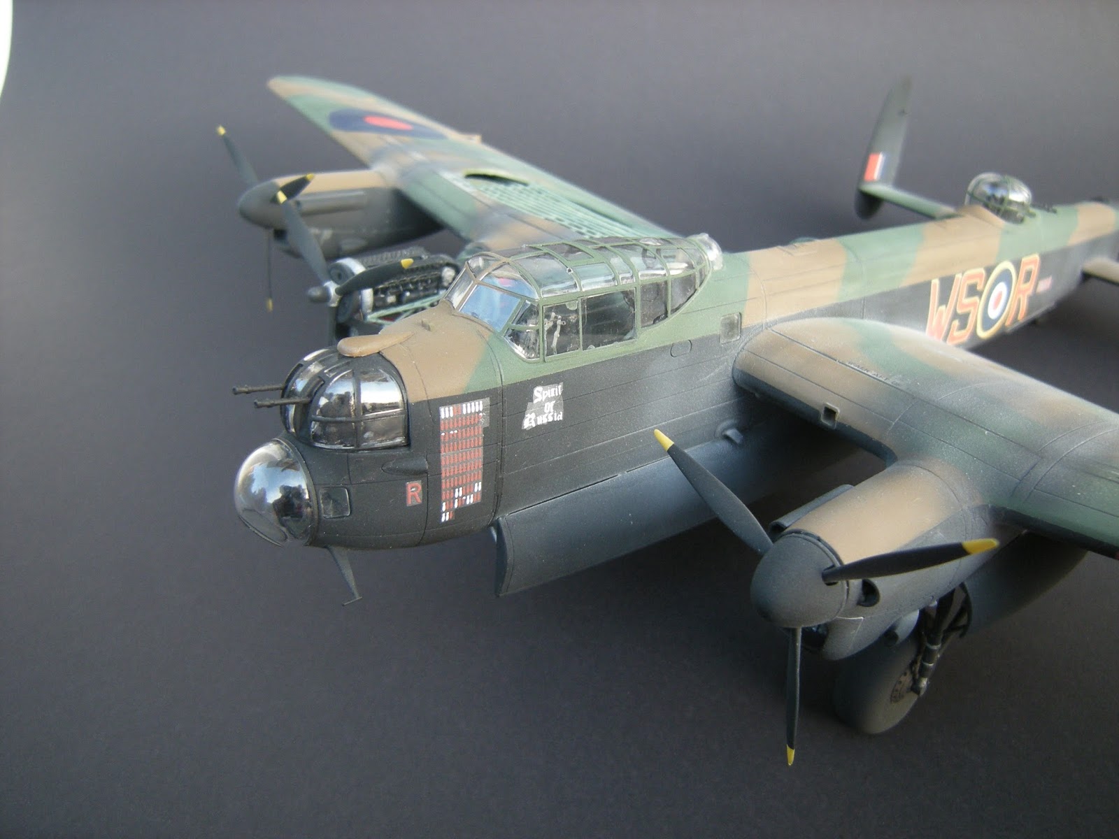 1/72 Scale Kits & Diorama: Lancaster BIII Cutaway Interior