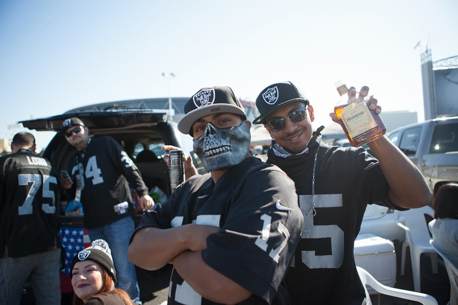 Jennifer Hale: Raider Nation