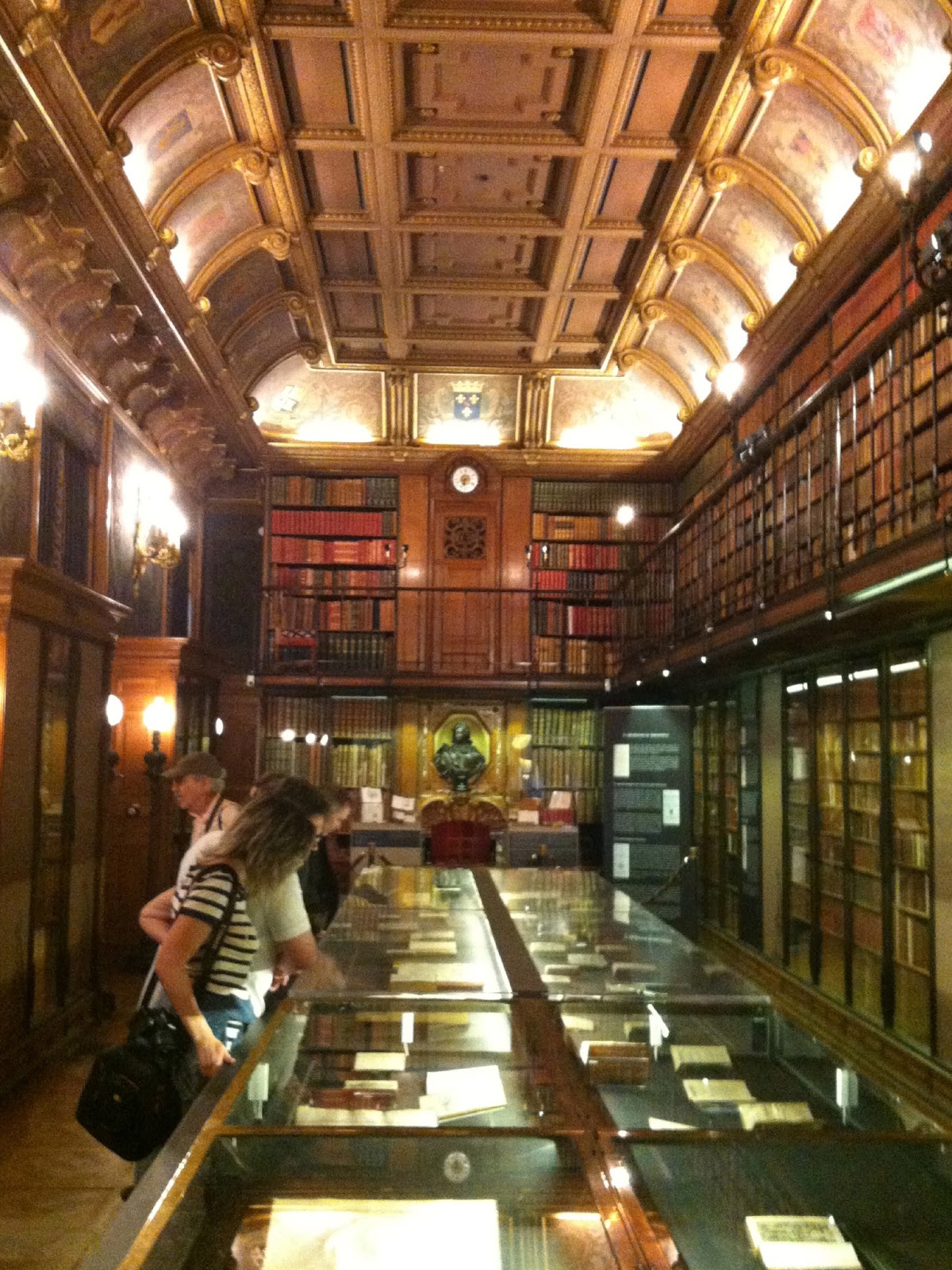 Postcards from Paris: April 2013