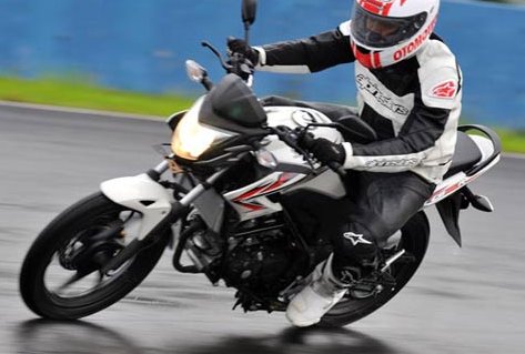 Life on 2 Wheelz: Honda to launch CBR150R STREETFIRE in India soon