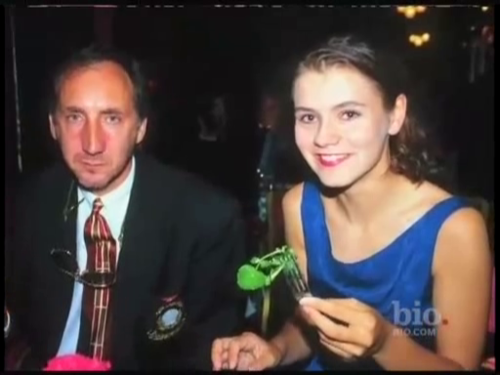 * A Young Vintage Wholigan *: It's a Girl, Mrs Walker!