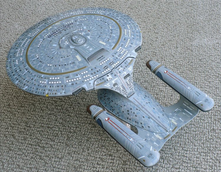 The Great Canadian Model Builders Web Page!: Enterprise D