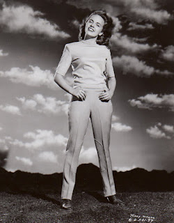 Slice of Cheesecake: Terry Moore, pictorial