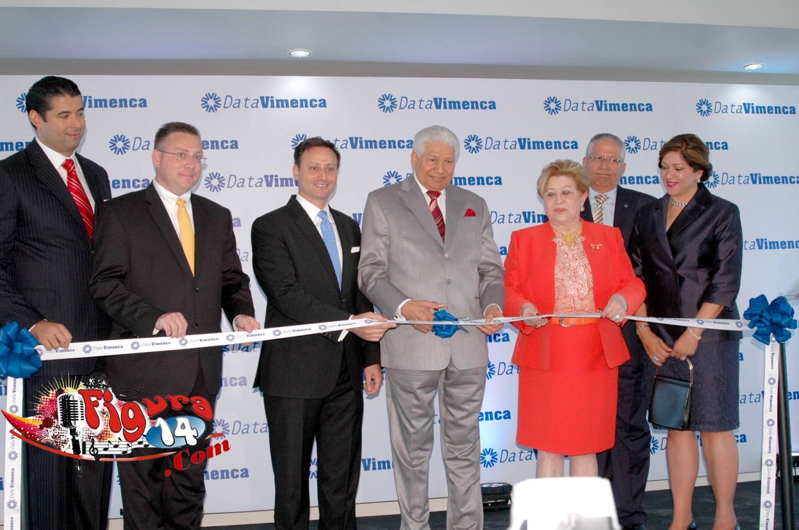 Grupo Vimenca reinaugura “call center” en Santiago - Figura14.com